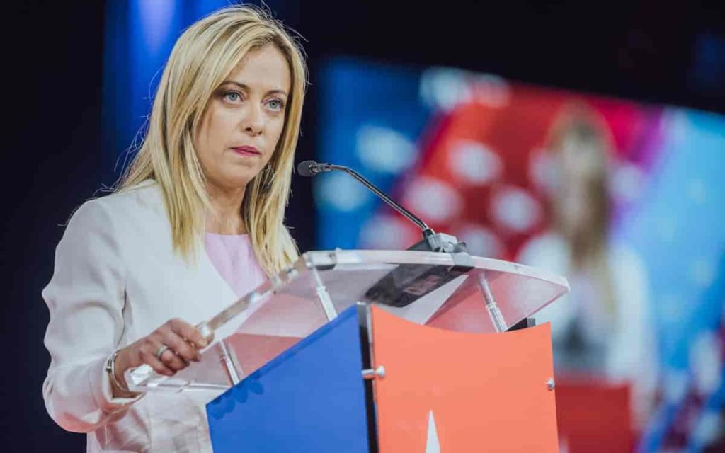 Giorgia Meloni, une incarnation au féminin de l’extrême droite - Marie ...